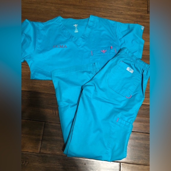Med Couture | Pants & Jumpsuits | Medcouture Teal Scrub Set | Poshmark